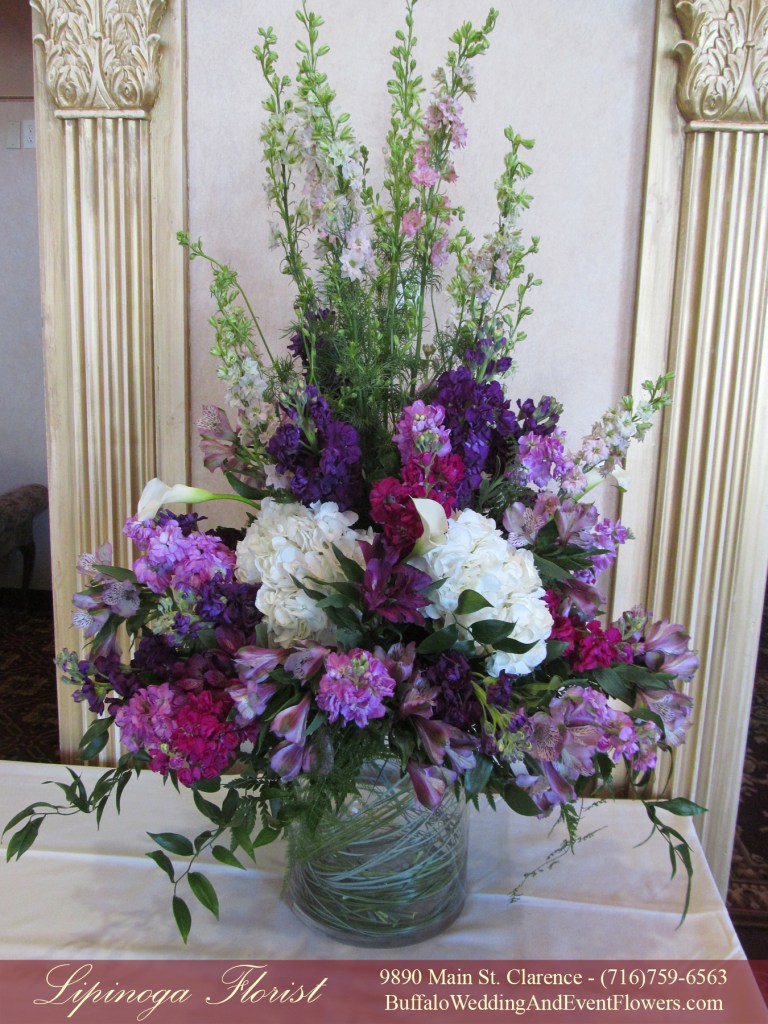 Pilsner Vase | Buffalo Wedding & Event Flowers by Lipinoga Florist